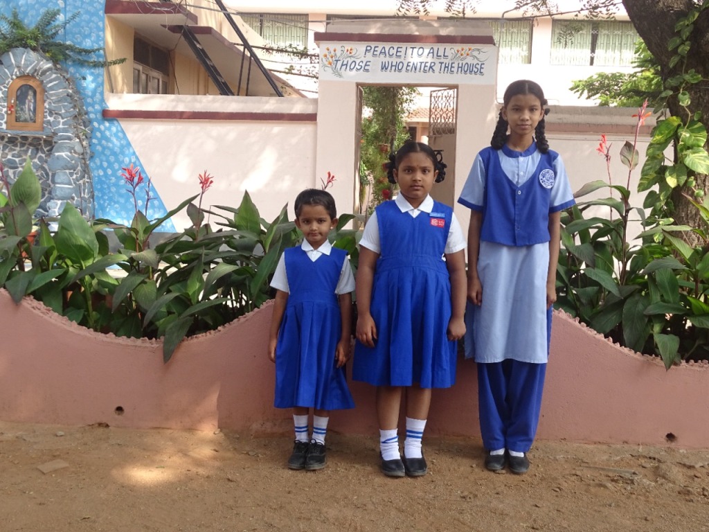 Home | Holymary School